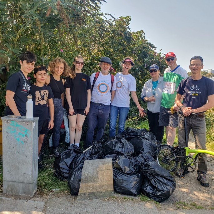 Litter gone and the Celebrate Aberdeen parade – Aberdeen Cycle Forum